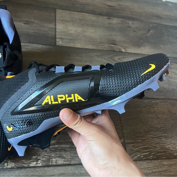 Nike | Shoes | Nike Mens Alpha Menace 4 Saquon Barkley Football Cleats ...